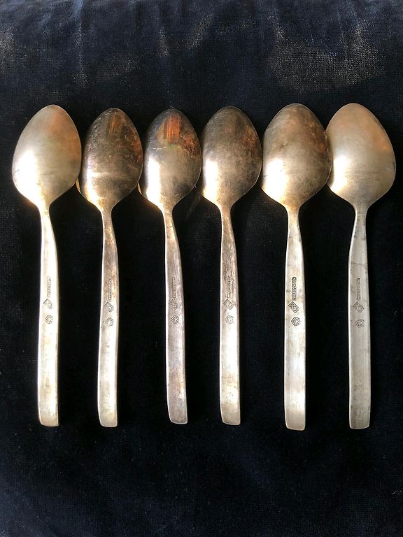 Kristāla glāzes / Andele Mandele